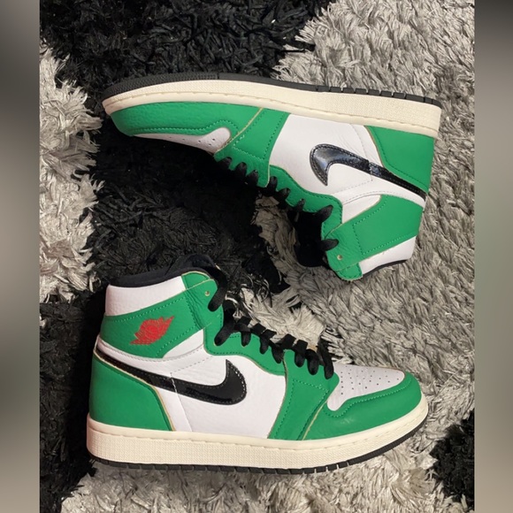 Jordan | Shoes | Nike Air Jordan Retro High Og Lucky Green Size 75w6m ...